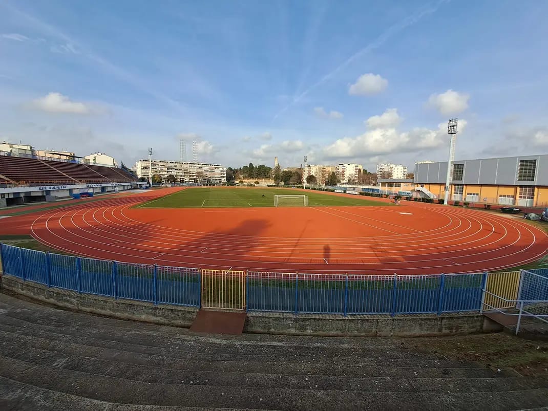 Obnovljena atletska staza u Puli - Hrvatska Atletika